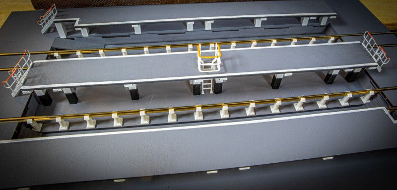 Modern Image Depot Interior Kit With Raised Rail & Access Platforms ...